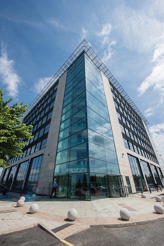 Peel L&P buildings become the first in the UK to achieve net zero ...